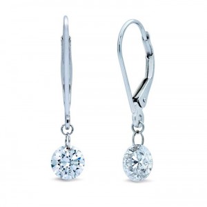 De Beers Lightbox lab-grown diamonds will be sold at Bloomingdale’s and ...
