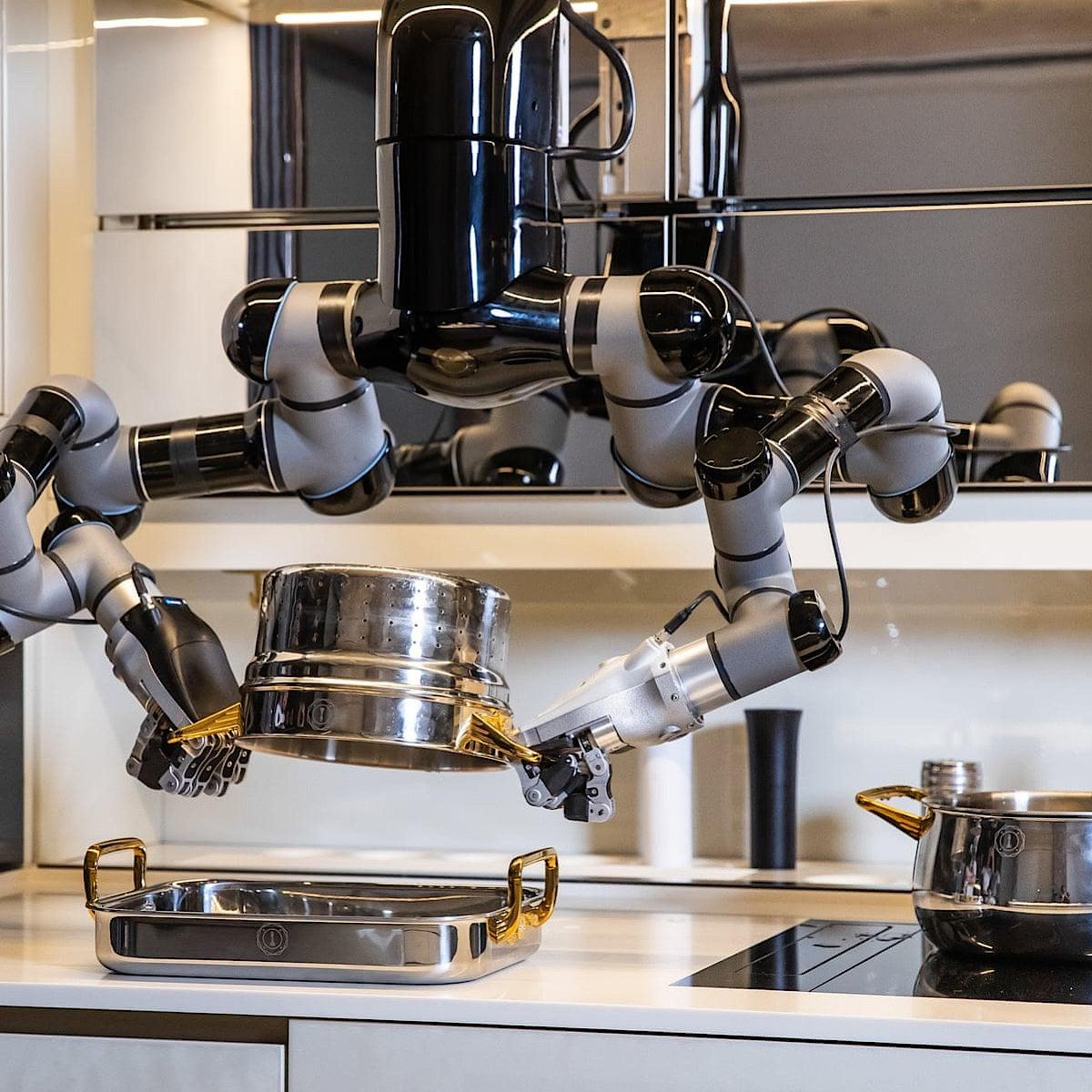 This $330,000 Kitchen robot will make you a tasty meal and even do the ...