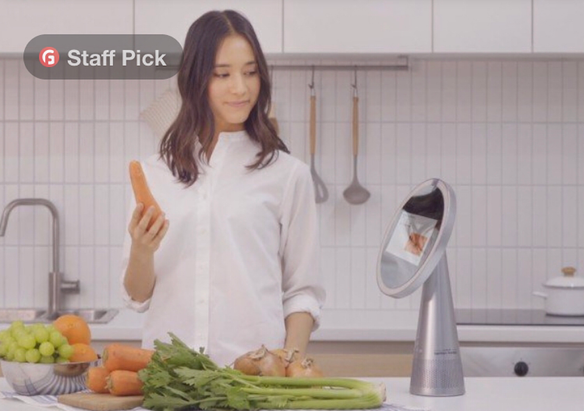 Zmirror all-in-one smart mirror acts as a personal assistant – Impact Lab