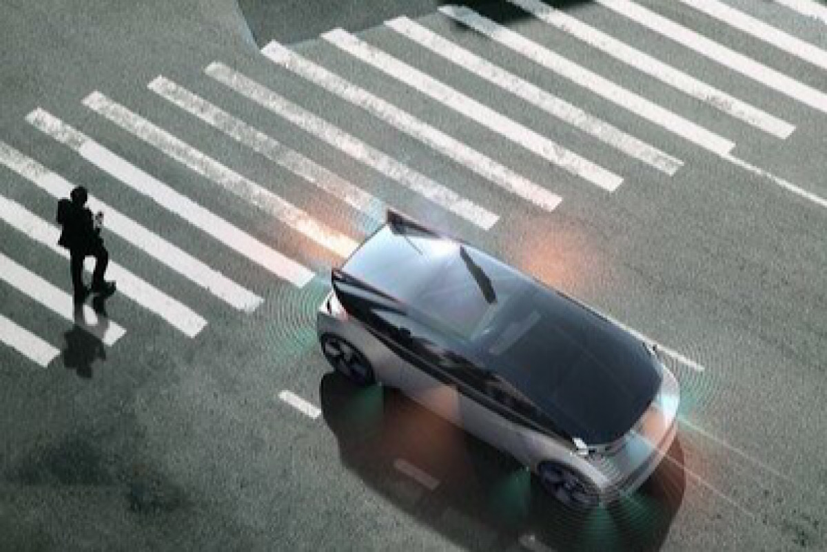 Driverless cars could use lights and sounds to “communicate” with ...